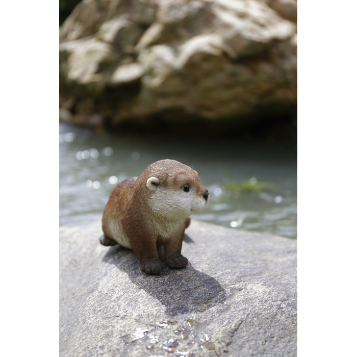 Hi-Line Gift Ltd. Otter Leaning Forward Animal Statue & Reviews | Wayfair