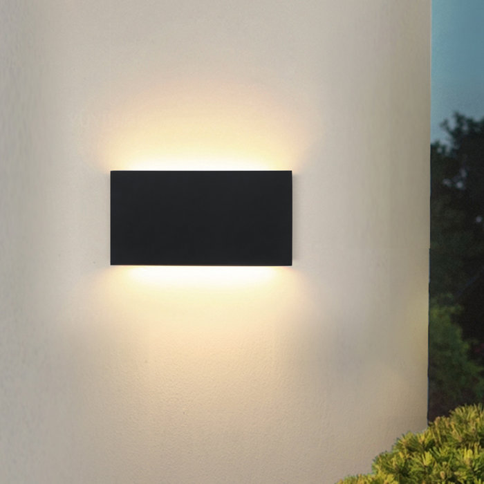 Wade Logan® Aking Aluminum LED Wall Light | Wayfair