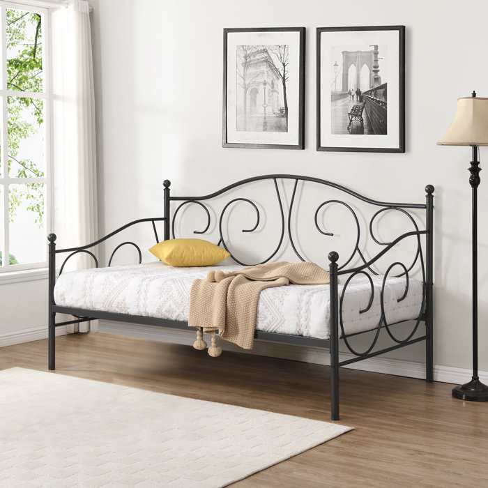 Alcott Hill® Lindquist Daybed & Reviews | Wayfair