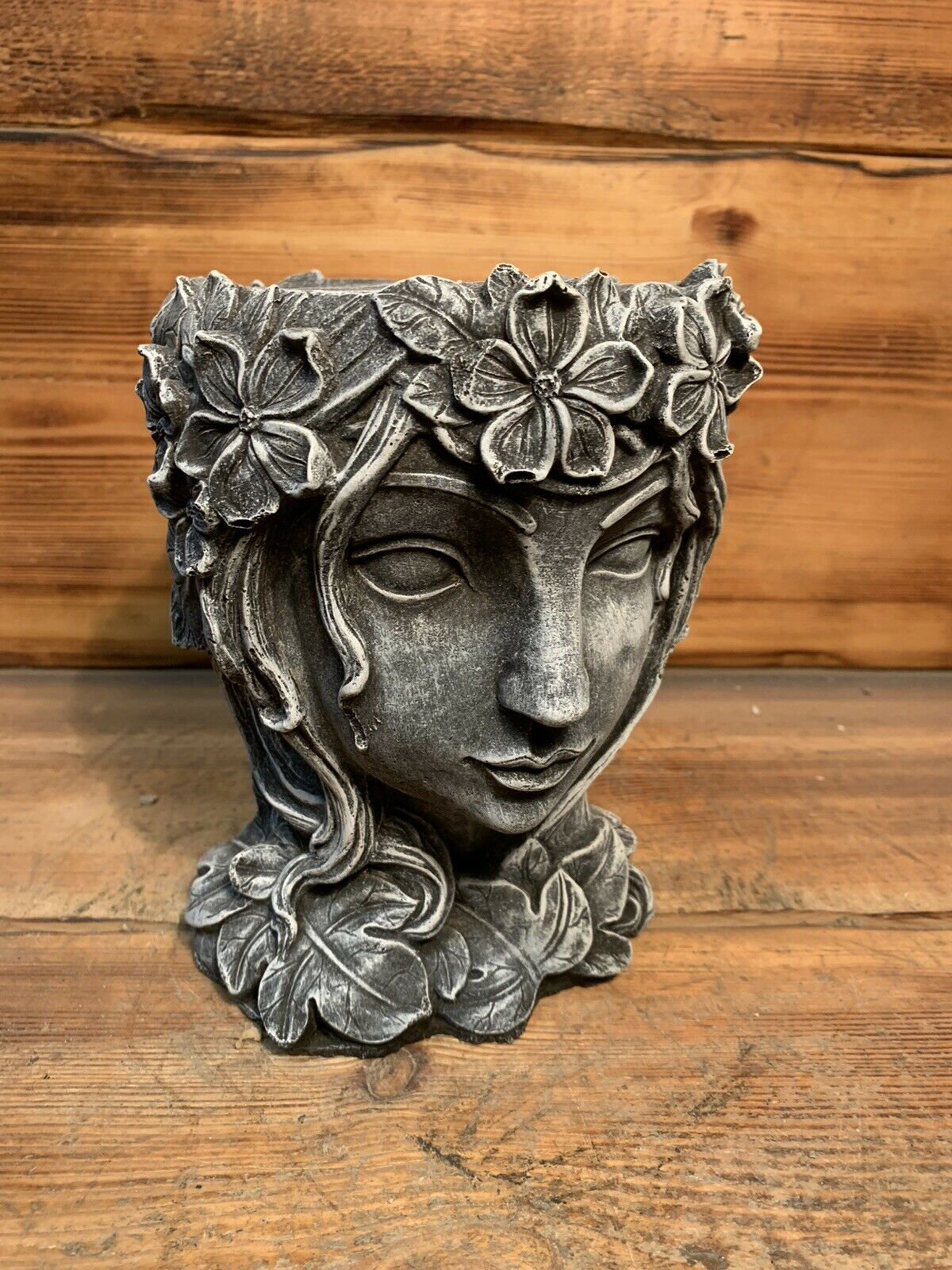 Marlow Home Co. Eleri Stone Garden Female Bust Planter Plant Pot Statue ...