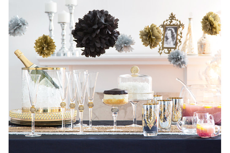 How to Host a Large Party in a Small Space | Joss & Main