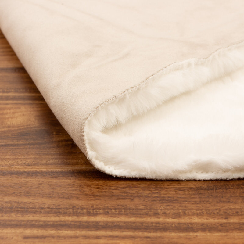 HERVEY White Faux Rabbit Fur Rug Luxury Soft Faux Fur Novelty Rug ...