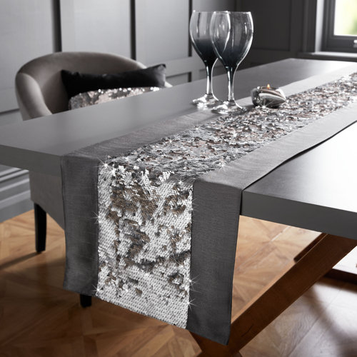 Rosdorf Park Rachael Rectangular Table Runner & Reviews | Wayfair.co.uk