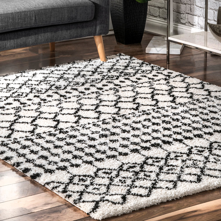 Union Rustic Mission Geometric Black Shag Area Rug & Reviews | Wayfair