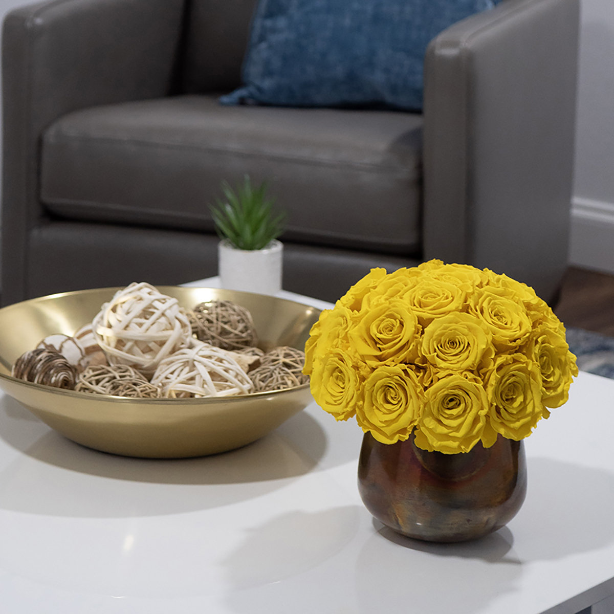 Fiorebela Citron Roses Floral Arrangement in Vase | Wayfair