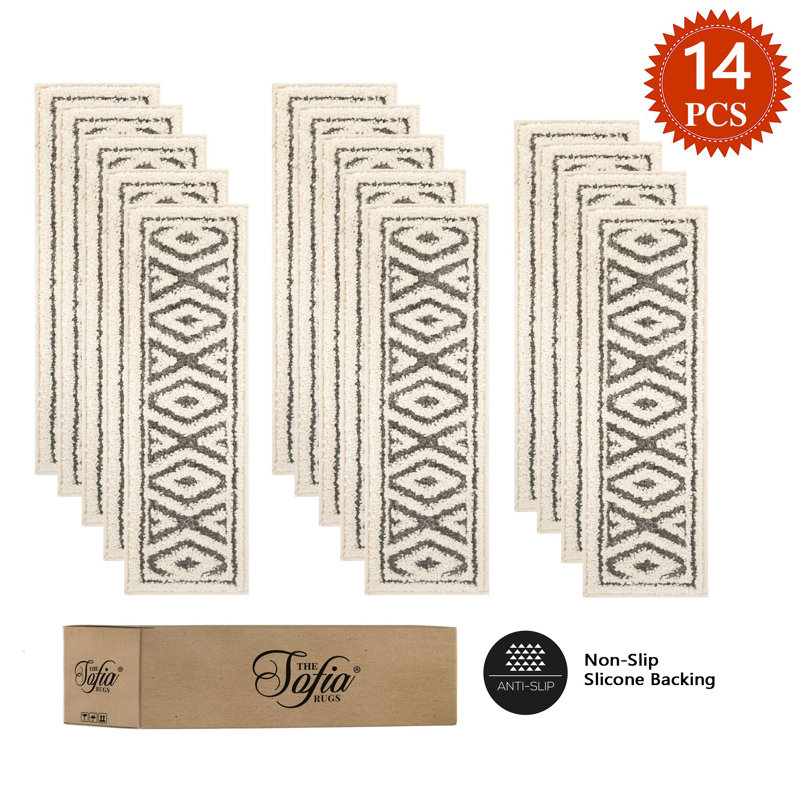 Foundry Select Sofihas White/Gray Diamond Shag Stair Rugs - Machine ...