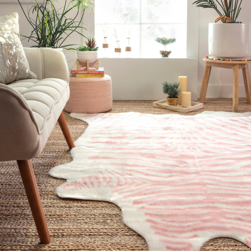Mercer41 Vaughan Machine Woven / Power Loomed Pink/White Rug | Wayfair