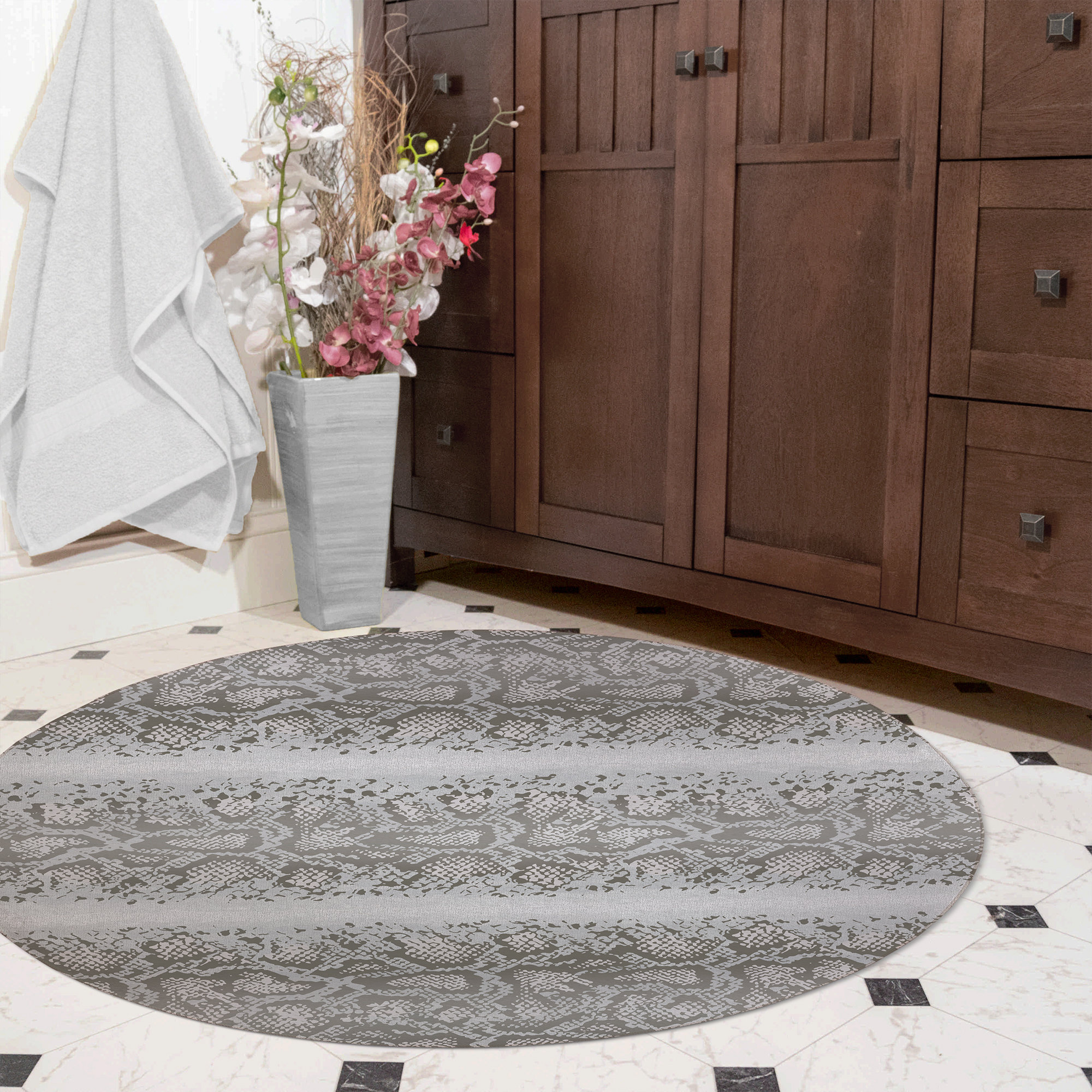 Kavka Snake Bath Rug | Wayfair