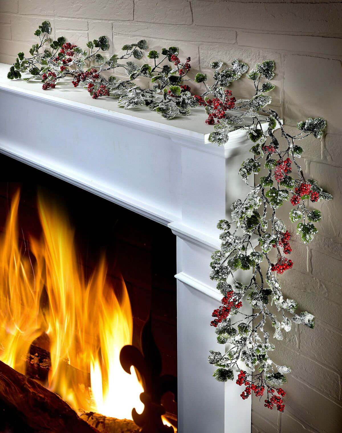 Three Posts™ 72'' in. Faux Garland & Reviews | Wayfair