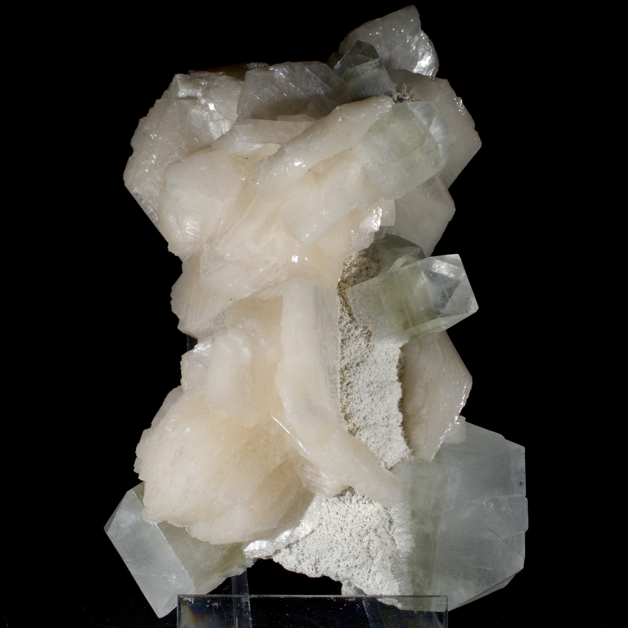Studio Mineralia Stalactite of Chalcedony with Apophyllite Crystal ...